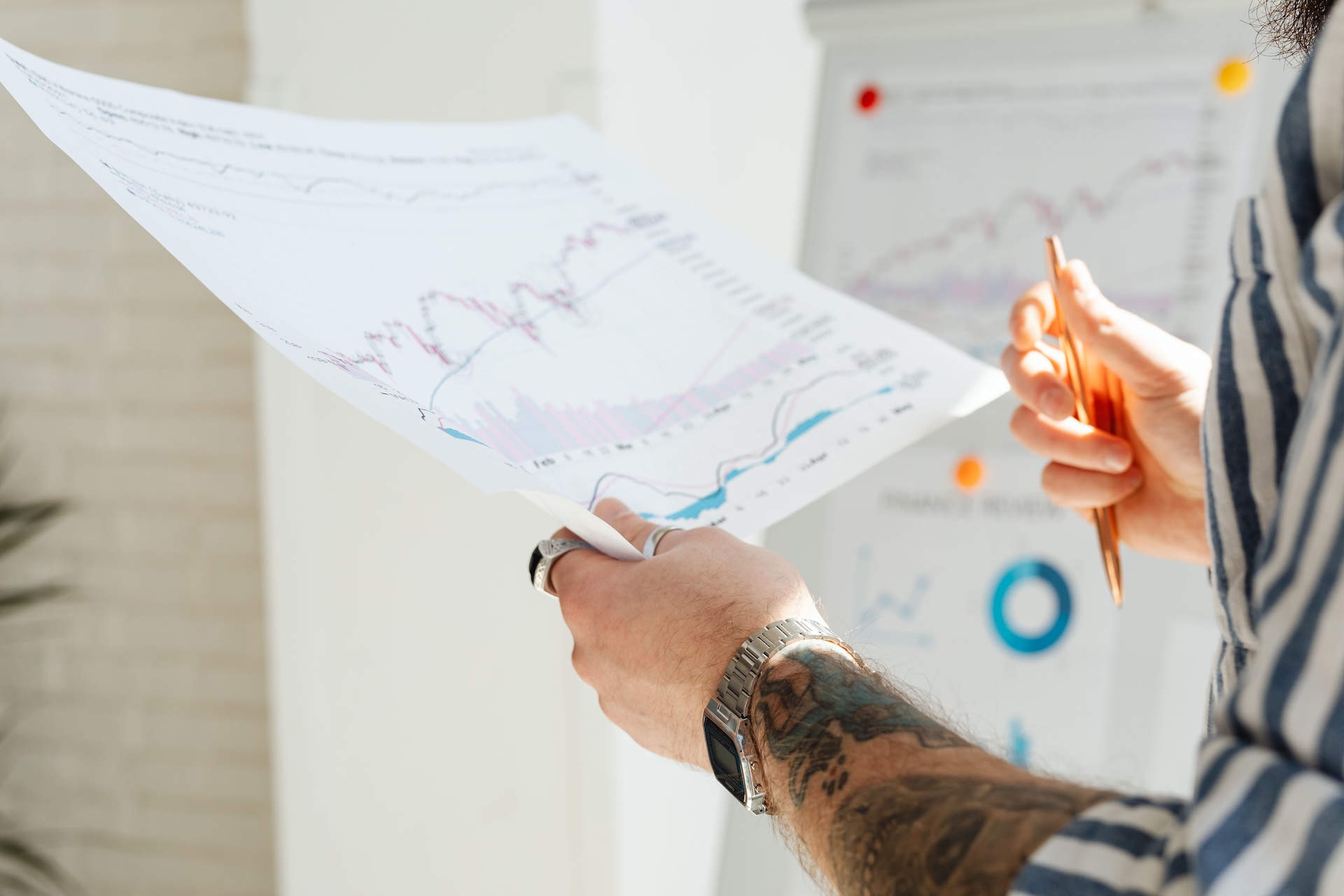 How I Actually Analyze a Stock Before I Put My Money In